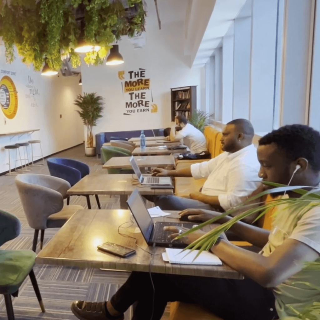 Workspace in Dubai Internet City | CZAR