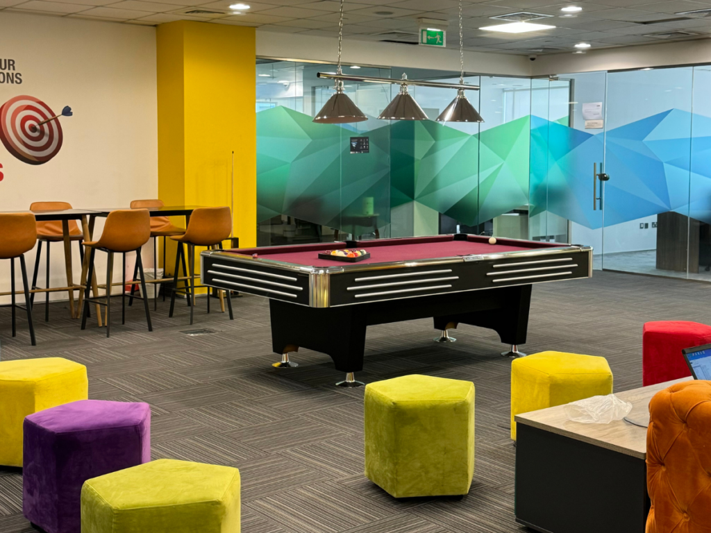 Hot Desk in Dubai - Czar Workspace